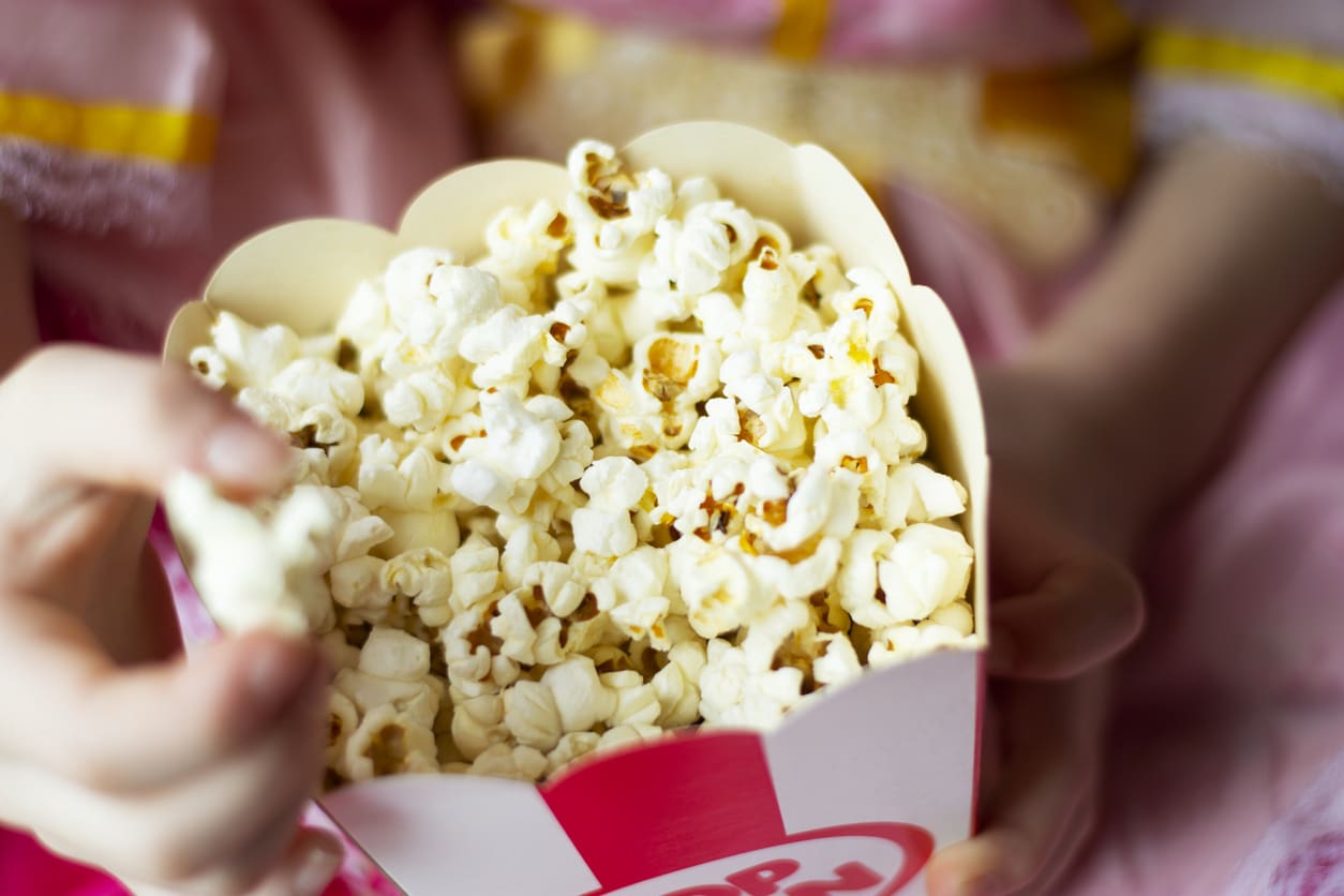 Best Organic Popcorn for Healthy Snacking & Clean Eating